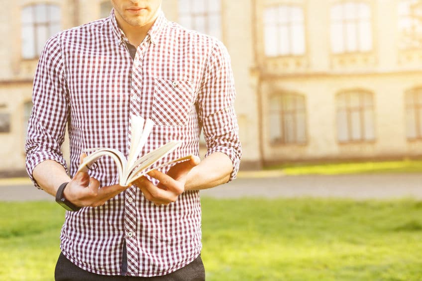 Should You Go to Grad School Right After Undergrad? | ProFellow Should You Go to Grad School Right After Undergrad? | ProFellow